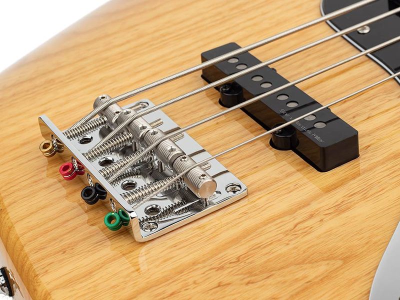 Sire V7 V 2nd Gen Series Marcus Miller Swamp Ash 4-string Bass Guitar ...